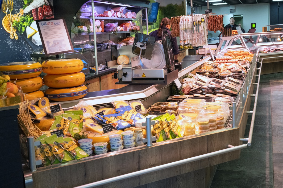 't Vershuys Emmeloord - Vlees, broodjes en meer bestellen
